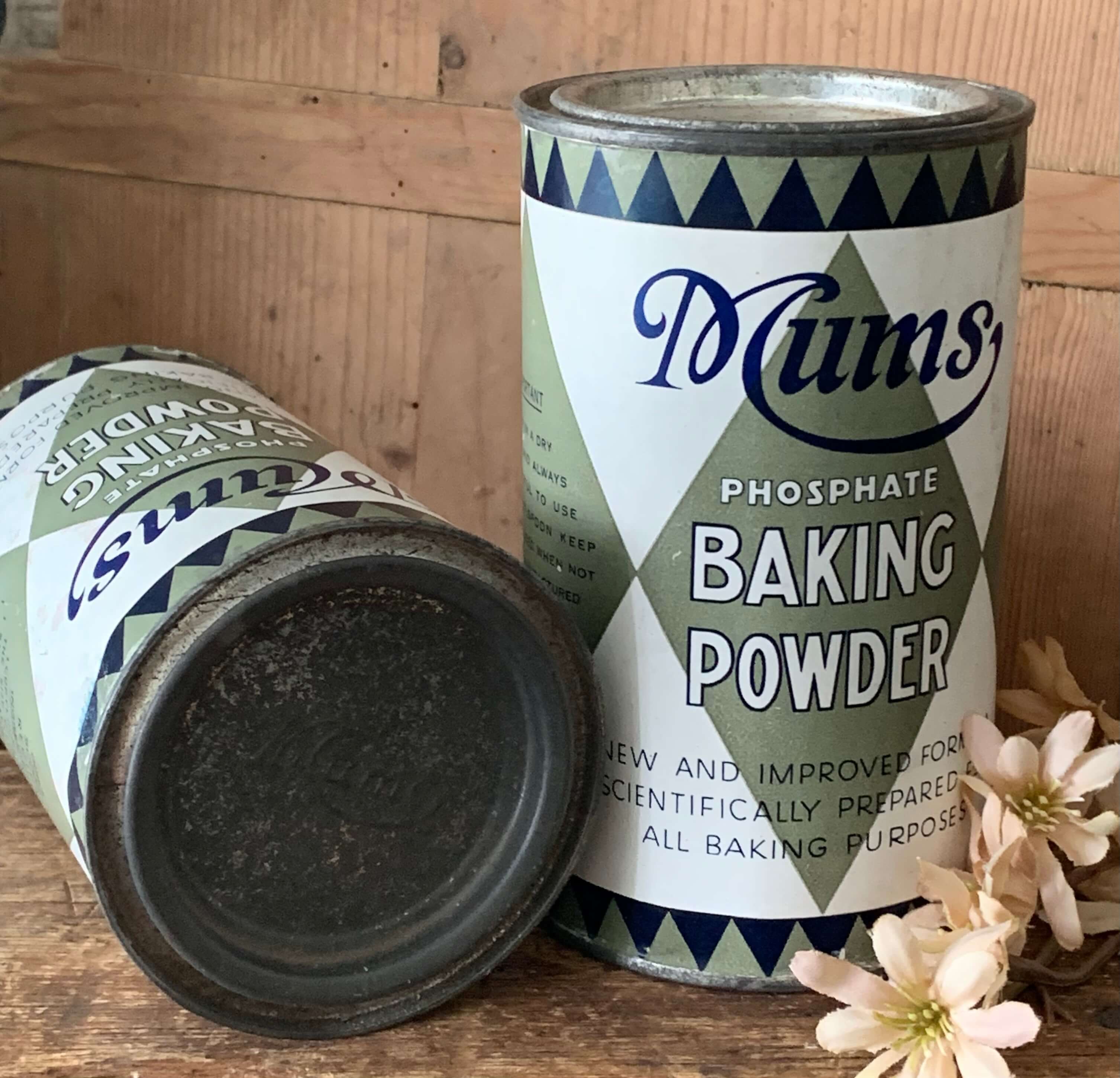 Vintage 1 lb Mum's Baking Powder Tin – Countin' Crows Mercantile